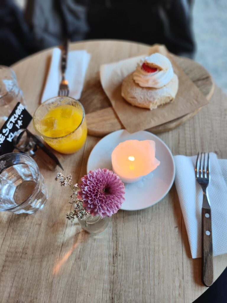 5 Breakfast Places in Oslo - Pauline Travels